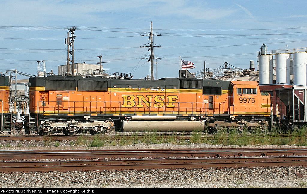 BNSF 9975